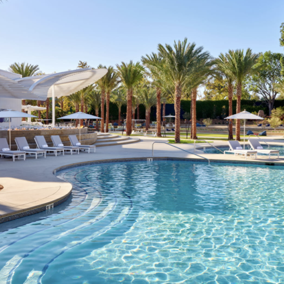 Best Luxury Hotels in Las Vegas (2026) — Suites, Pools & Strip Views ...